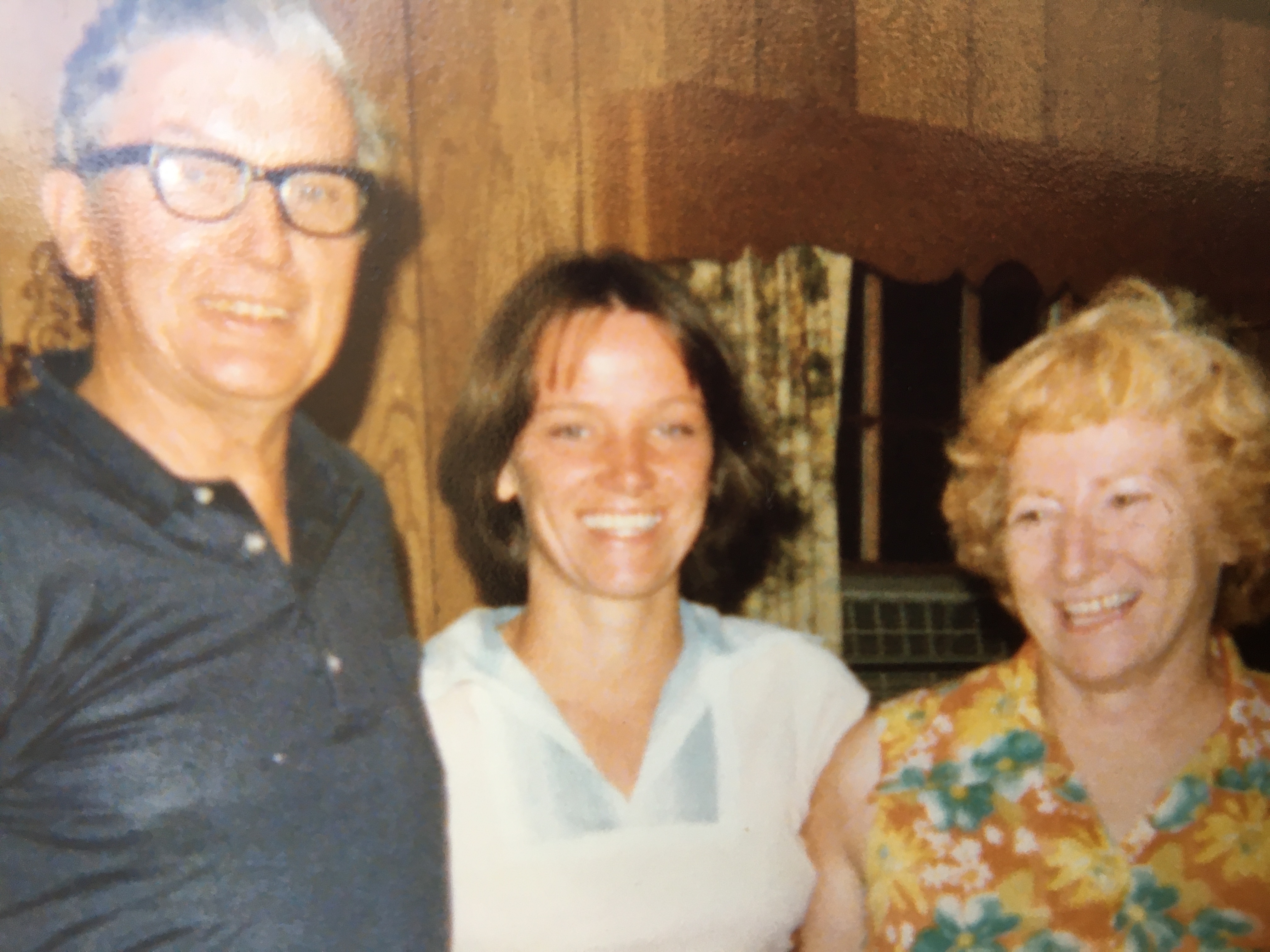 Life in Pictures: Looking Back while Moving Forward | Connie Rosser Riddle